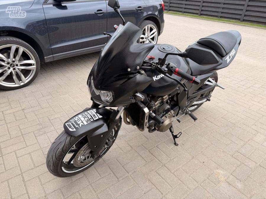 Melns Kawasaki Z 2006 Kauņa, ar dzinēja tilpumu 0.75 L un nobraukumu 43 tūkst. km par 3100 €, foto 7 vietnē AUTOMOTO.COM.LV