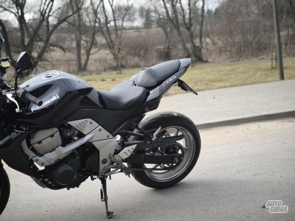 Melns Kawasaki Z 2007 Mažeikiai, ar dzinēja tilpumu 0.75 L un nobraukumu 0 tūkst. km par 3600 €, foto 3 vietnē AUTOMOTO.COM.LV