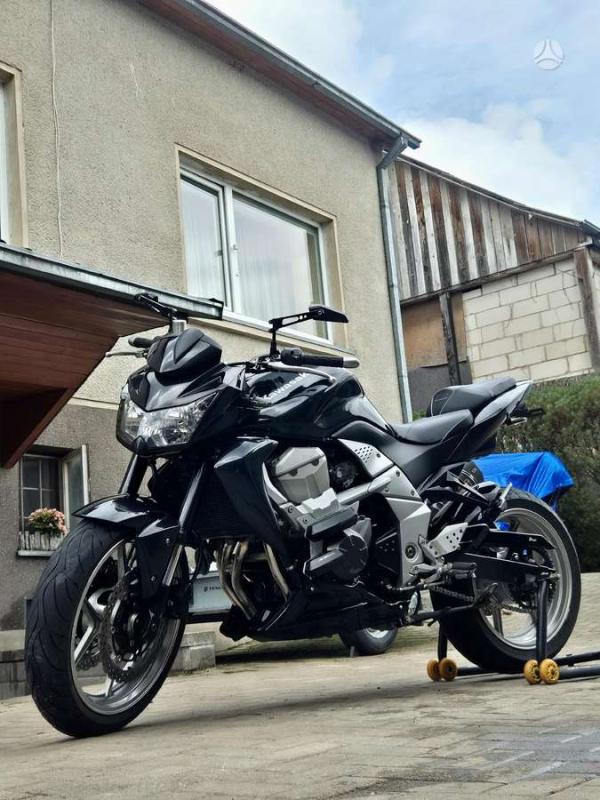 Melns Kawasaki Z 2007 Prienai, ar dzinēja tilpumu 0.75 L un nobraukumu 33 tūkst. km par 3700 €, foto 1 vietnē AUTOMOTO.COM.LV
