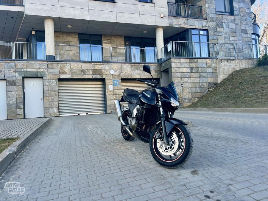 Melns Kawasaki Z 2007 Viļņa, ar dzinēja tilpumu 0.75 L un nobraukumu 43 tūkst. km par 2600 €, foto 1 vietnē AUTOMOTO.COM.LV