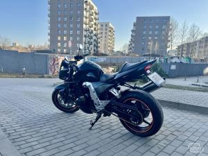 Melns Kawasaki Z 2007 Viļņa, ar dzinēja tilpumu 0.75 L un nobraukumu 43 tūkst. km par 2600 €, foto 5 vietnē AUTOMOTO.COM.LV