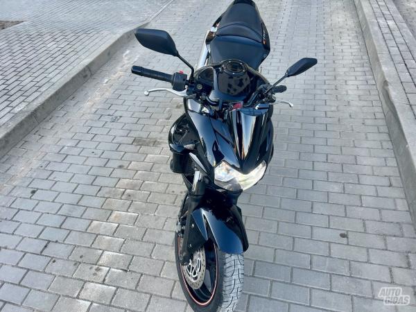 Black Kawasaki Z 2007 in Vilnius, with an engine capacity of 0.75 L and mileage of 43 thousand km for 2600 €, photo 10 on AUTOMOTO.COM.LV