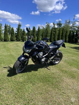 Melns Kawasaki Z 2007 Viļņa, ar dzinēja tilpumu 0.75 L un nobraukumu 41 tūkst. km par 2999 €, foto  vietnē AUTOMOTO.COM.LV