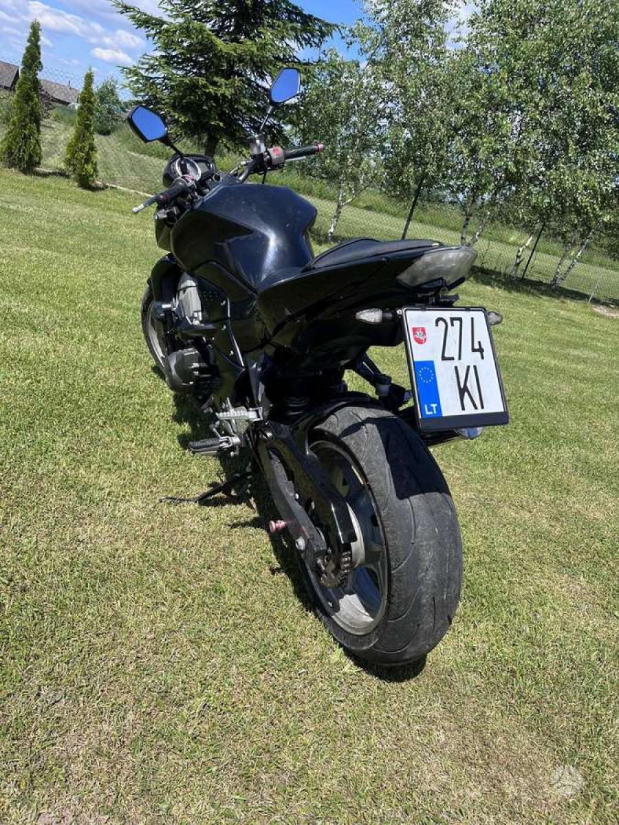 Melns Kawasaki Z 2007 Viļņa, ar dzinēja tilpumu 0.75 L un nobraukumu 41 tūkst. km par 2999 €, foto 4 vietnē AUTOMOTO.COM.LV