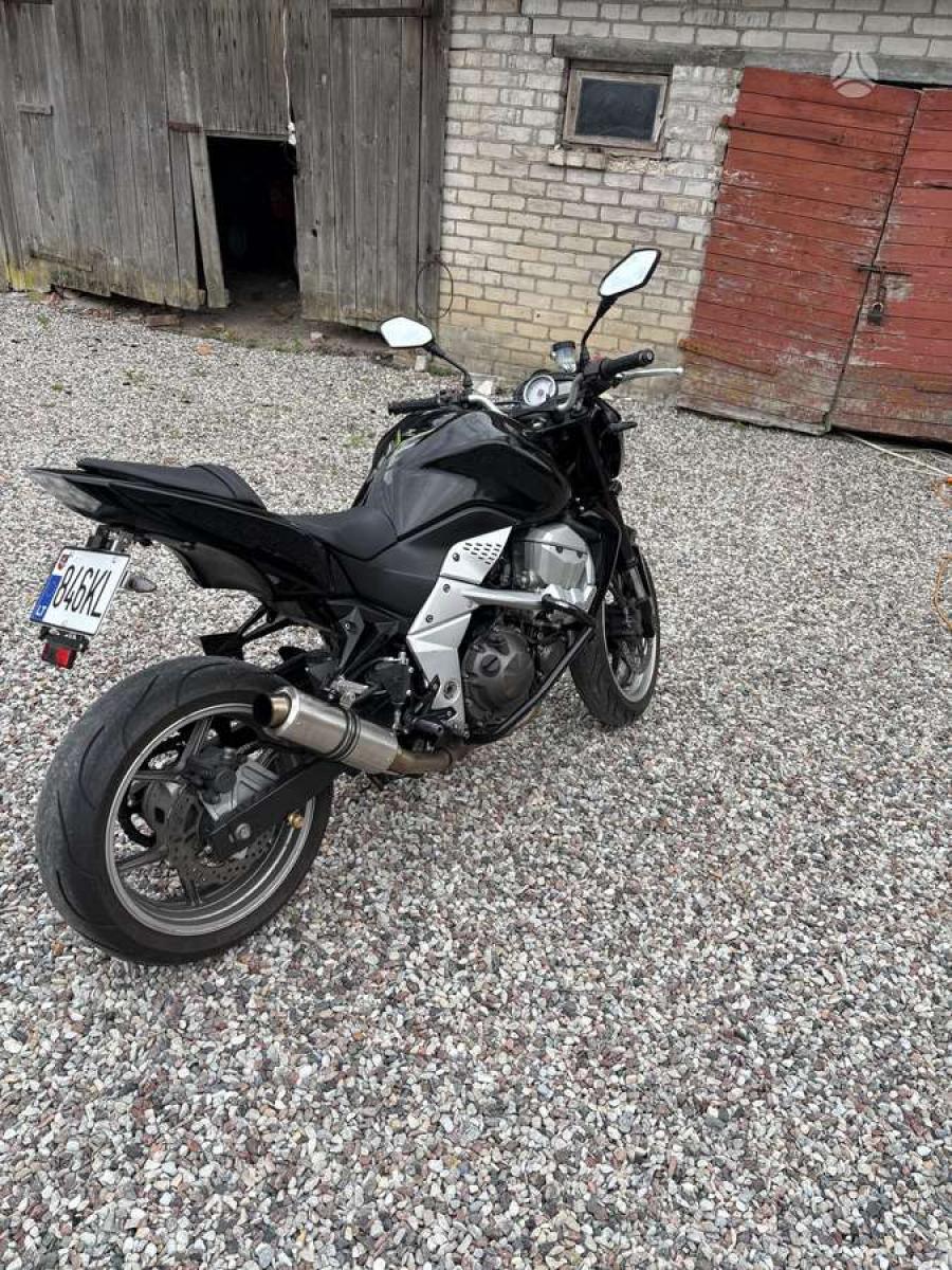 Melns Kawasaki Z 2007 Jurbarkas, ar dzinēja tilpumu 0.75 L un nobraukumu 39 tūkst. km par 2550 €, foto 5 vietnē AUTOMOTO.COM.LV