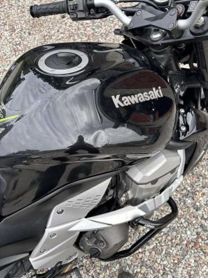 Melns Kawasaki Z 2007 Jurbarkas, ar dzinēja tilpumu 0.75 L un nobraukumu 39 tūkst. km par 2550 €, foto 6 vietnē AUTOMOTO.COM.LV