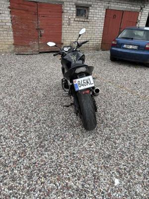 Melns Kawasaki Z 2007 Jurbarkas, ar dzinēja tilpumu 0.75 L un nobraukumu 39 tūkst. km par 2550 €, foto 12 vietnē AUTOMOTO.COM.LV