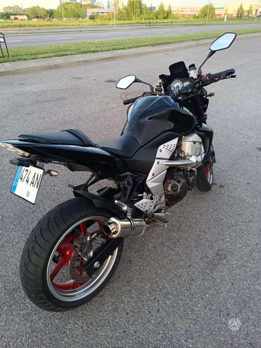 Black Kawasaki Z 2007 in Klaipeda, with an engine capacity of 0.75 L and mileage of 59 thousand km for 2900 €, photo 4 on AUTOMOTO.COM.LV