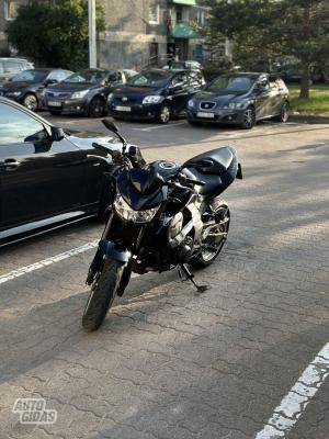 Black Kawasaki Z 2007 in Vilnius, with an engine capacity of 0.75 L and mileage of 43 thousand km for 3100 €, photo 4 on AUTOMOTO.COM.LV