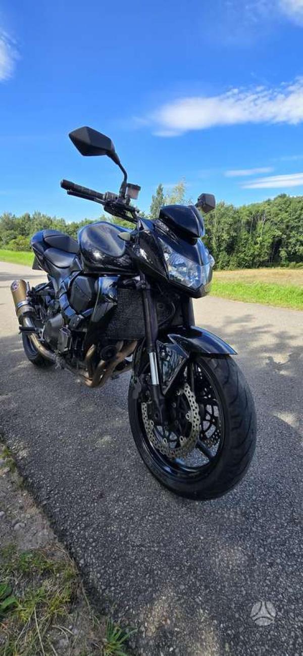 Black Kawasaki Z 2007 in Telschi, with an engine capacity of 0.75 L and mileage of 56 thousand km for 3750 €, photo 1 on AUTOMOTO.COM.LV