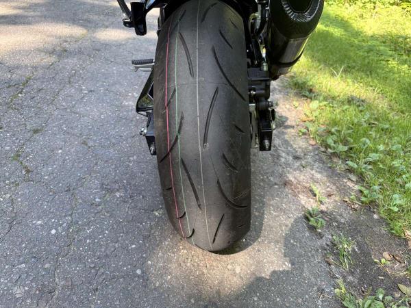 Black Kawasaki Z 2007 in Kaisiadorys, with an engine capacity of 0.75 L and mileage of 42 thousand km for 3550 €, photo 5 on AUTOMOTO.COM.LV