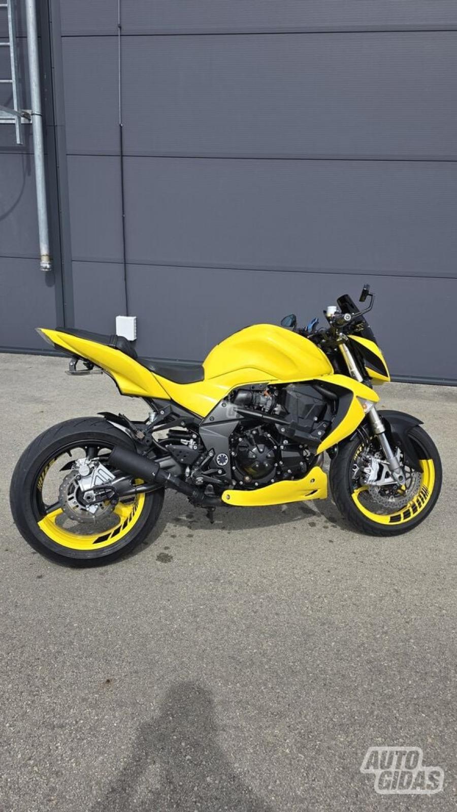Black Kawasaki Z 2007 in Siauliai, with an engine capacity of 1.00 L and mileage of 0 thousand km for 3950 €, photo 4 on AUTOMOTO.COM.LV
