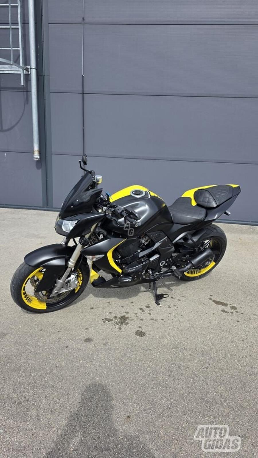 Black Kawasaki Z 2007 in Siauliai, with an engine capacity of 1.00 L and mileage of 0 thousand km for 3950 €, photo 6 on AUTOMOTO.COM.LV