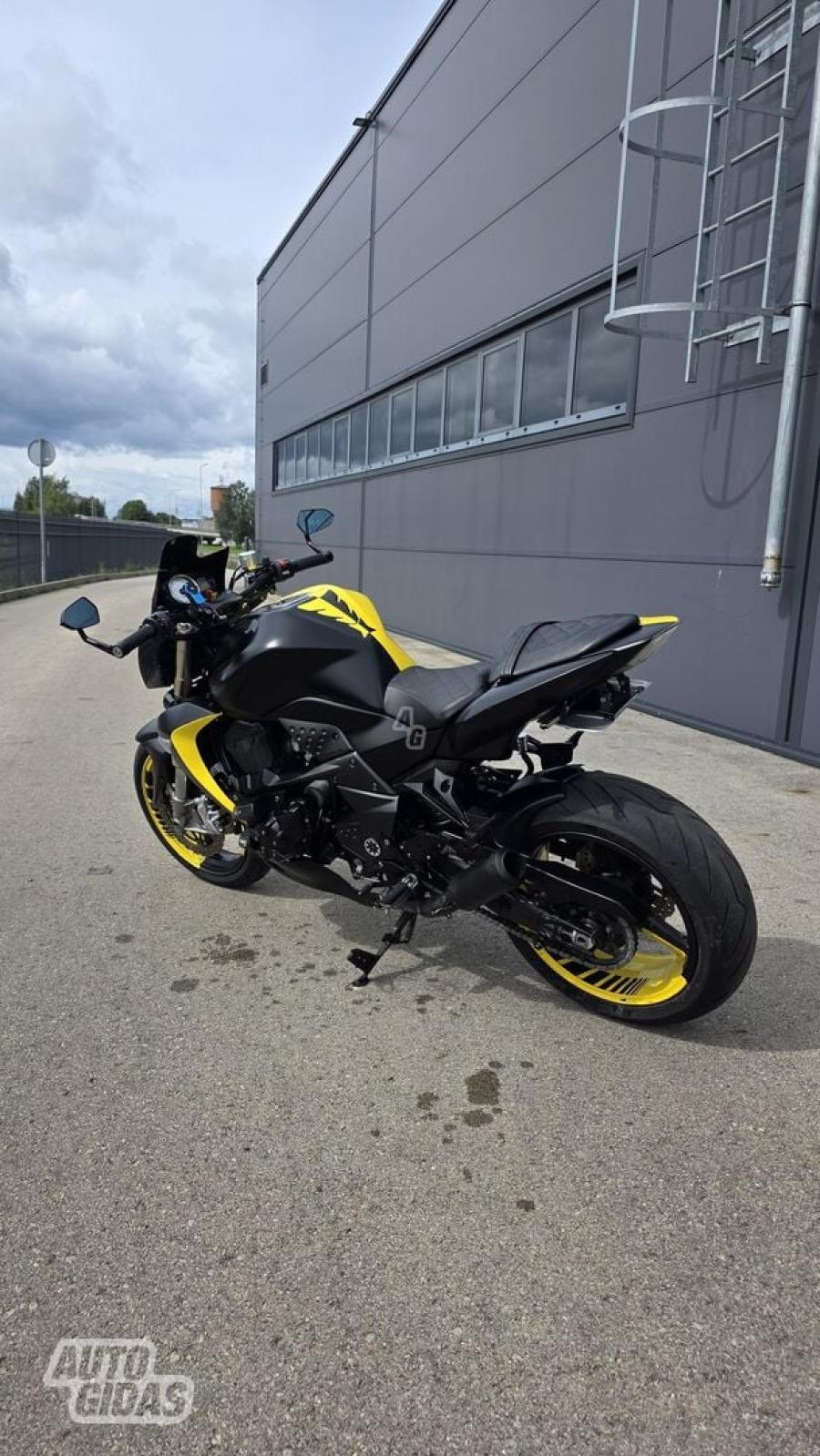 Black Kawasaki Z 2007 in Siauliai, with an engine capacity of 1.00 L and mileage of 0 thousand km for 3950 €, photo 7 on AUTOMOTO.COM.LV