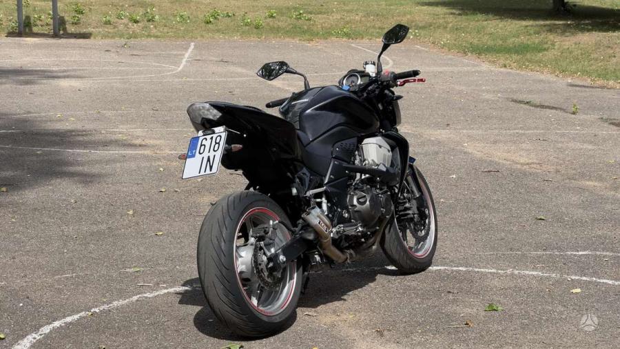 Black Kawasaki Z 2007 in Jonava, with an engine capacity of 0.75 L and mileage of 61 thousand km for 3300 €, photo 6 on AUTOMOTO.COM.LV