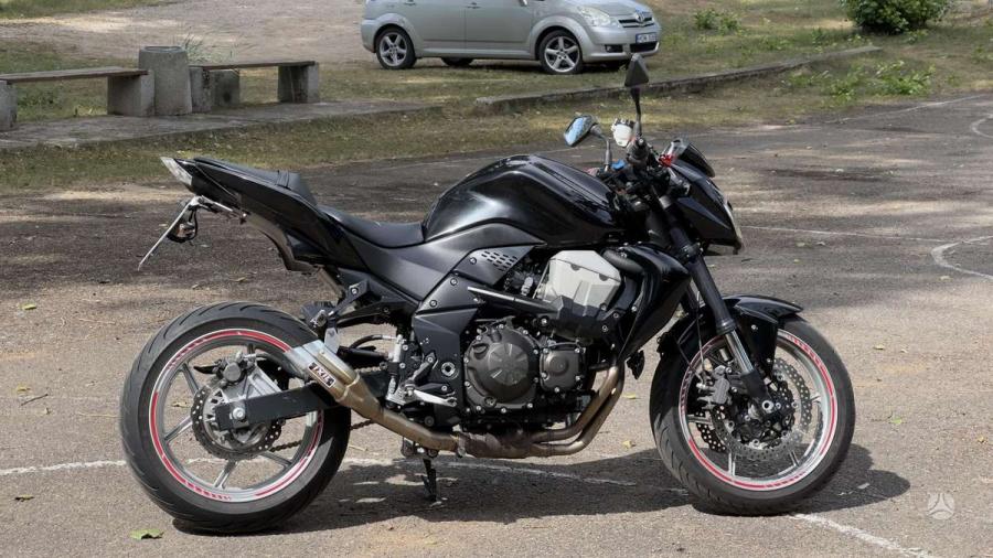 Black Kawasaki Z 2007 in Jonava, with an engine capacity of 0.75 L and mileage of 61 thousand km for 3300 €, photo 7 on AUTOMOTO.COM.LV