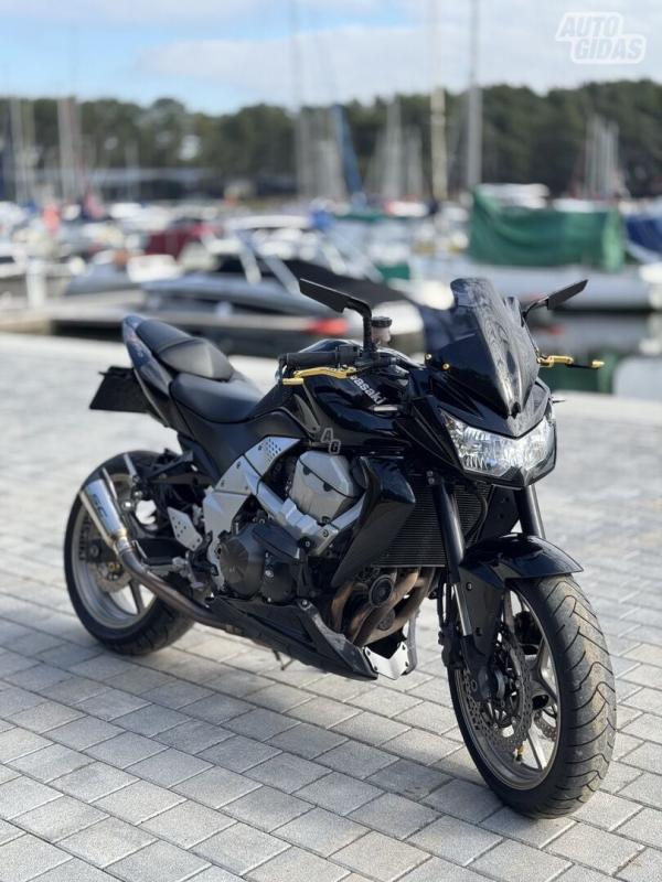 Black Kawasaki Z 2007 in Kaunas, with an engine capacity of 0.75 L and mileage of 62 thousand km for 3100 €, photo 1 on AUTOMOTO.COM.LV