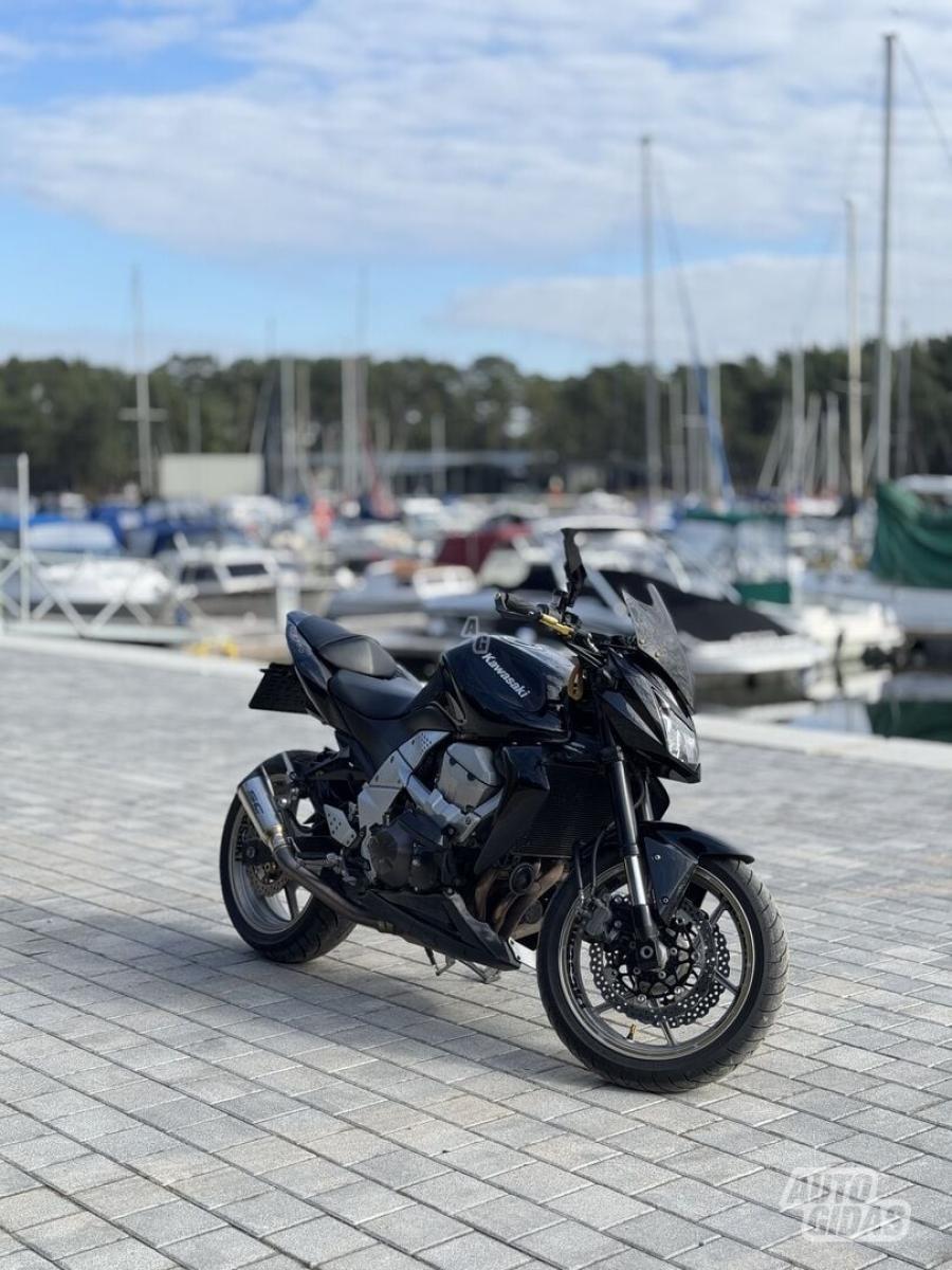 Black Kawasaki Z 2007 in Kaunas, with an engine capacity of 0.75 L and mileage of 62 thousand km for 3100 €, photo 5 on AUTOMOTO.COM.LV