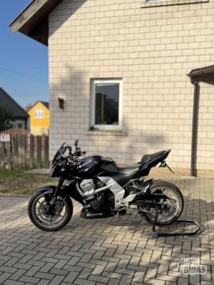 Black Kawasaki Z 2007 in Kaunas, with an engine capacity of 0.75 L and mileage of 62 thousand km for 3100 €, photo 12 on AUTOMOTO.COM.LV