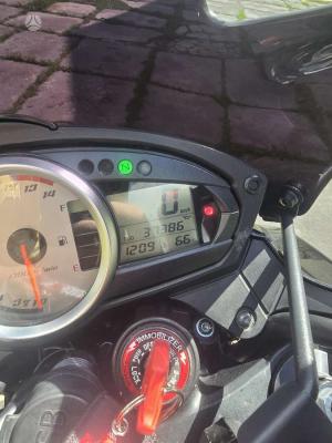 Черный Кавасаки Z 2008 в Каунас, объемом двигателя 0.75 л и пробегом 43 тыс. км за 2850 €, фото 9 на AUTOMOTO.COM.LV