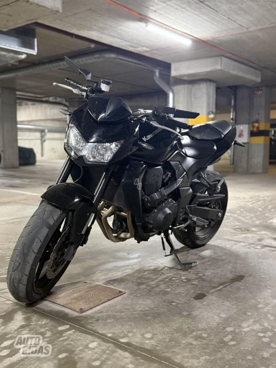 Black Kawasaki Z 2008 in Vilnius, with an engine capacity of 0.75 L and mileage of 34 thousand km for 3500 €, photo 3 on AUTOMOTO.COM.LV