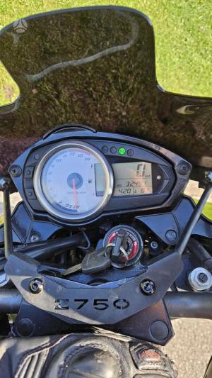 Melns Kawasaki Z 2008 Alīta, ar dzinēja tilpumu 0.75 L un nobraukumu 33 tūkst. km par 3200 €, foto  vietnē AUTOMOTO.COM.LV
