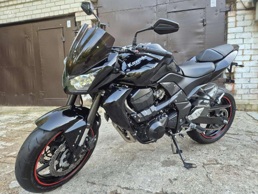 Melns Kawasaki Z 2008 Alīta, ar dzinēja tilpumu 0.75 L un nobraukumu 31 tūkst. km par 3870 €, foto 3 vietnē AUTOMOTO.COM.LV
