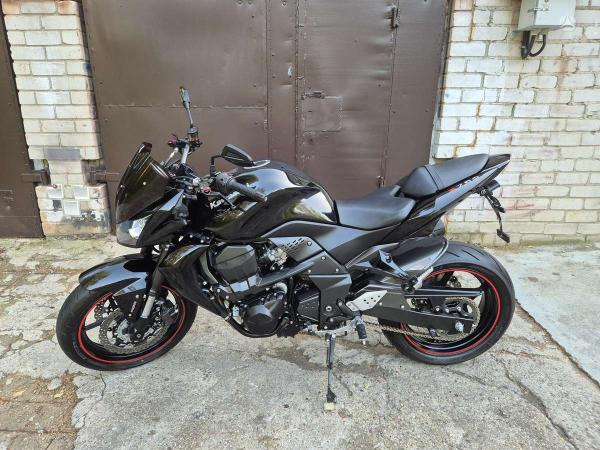 Черный Кавасаки Z 2008 в Алитус, объемом двигателя 0.75 л и пробегом 31 тыс. км за 3870 €, фото 6 на AUTOMOTO.COM.LV