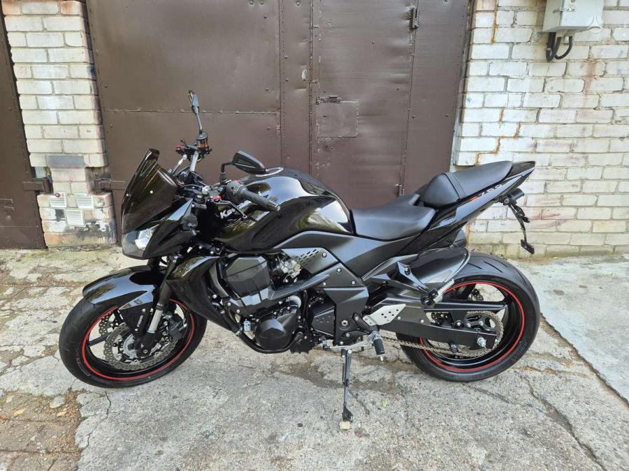 Melns Kawasaki Z 2008 Alīta, ar dzinēja tilpumu 0.75 L un nobraukumu 31 tūkst. km par 3870 €, foto 7 vietnē AUTOMOTO.COM.LV