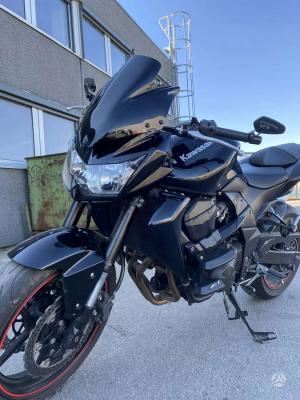 Black Kawasaki Z 2008 in Taurage, with an engine capacity of 0.75 L and mileage of 28 thousand km for 3600 €, photo  on AUTOMOTO.COM.LV