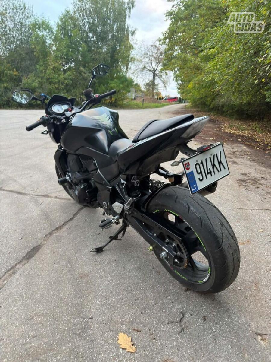 Black Kawasaki Z 2008 in Kaunas, with an engine capacity of 0.75 L and mileage of 52 thousand km for 3100 €, photo 12 on AUTOMOTO.COM.LV