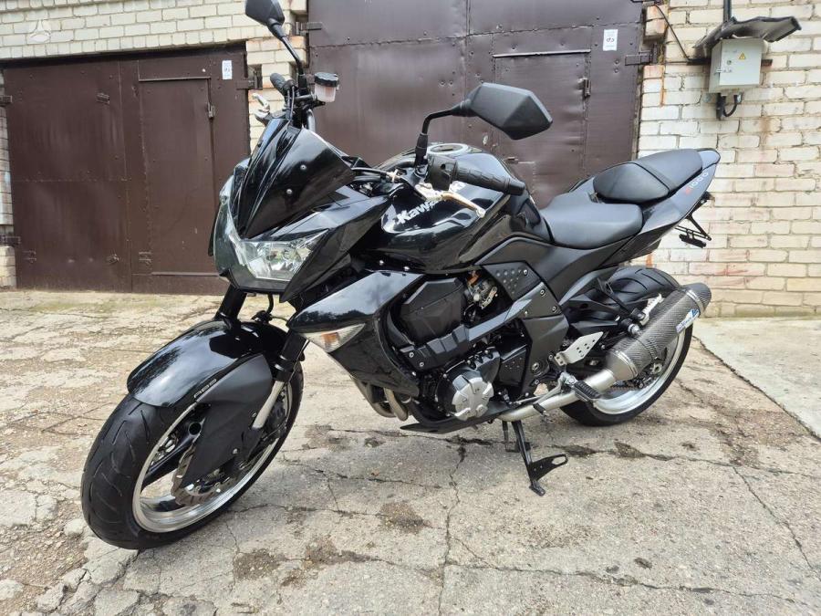 Черный Кавасаки Z 2009 в Алитус, объемом двигателя 1.00 л и пробегом 31 тыс. км за 4080 €, фото 1 на AUTOMOTO.COM.LV