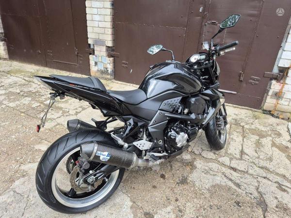 Melns Kawasaki Z 2009 Alīta, ar dzinēja tilpumu 1.00 L un nobraukumu 31 tūkst. km par 4080 €, foto 4 vietnē AUTOMOTO.COM.LV