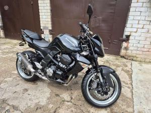 Черный Кавасаки Z 2009 в Алитус, объемом двигателя 1.00 л и пробегом 31 тыс. км за 4080 €, фото 9 на AUTOMOTO.COM.LV