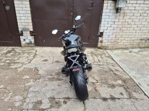 Черный Кавасаки Z 2009 в Алитус, объемом двигателя 1.00 л и пробегом 31 тыс. км за 4080 €, фото 16 на AUTOMOTO.COM.LV