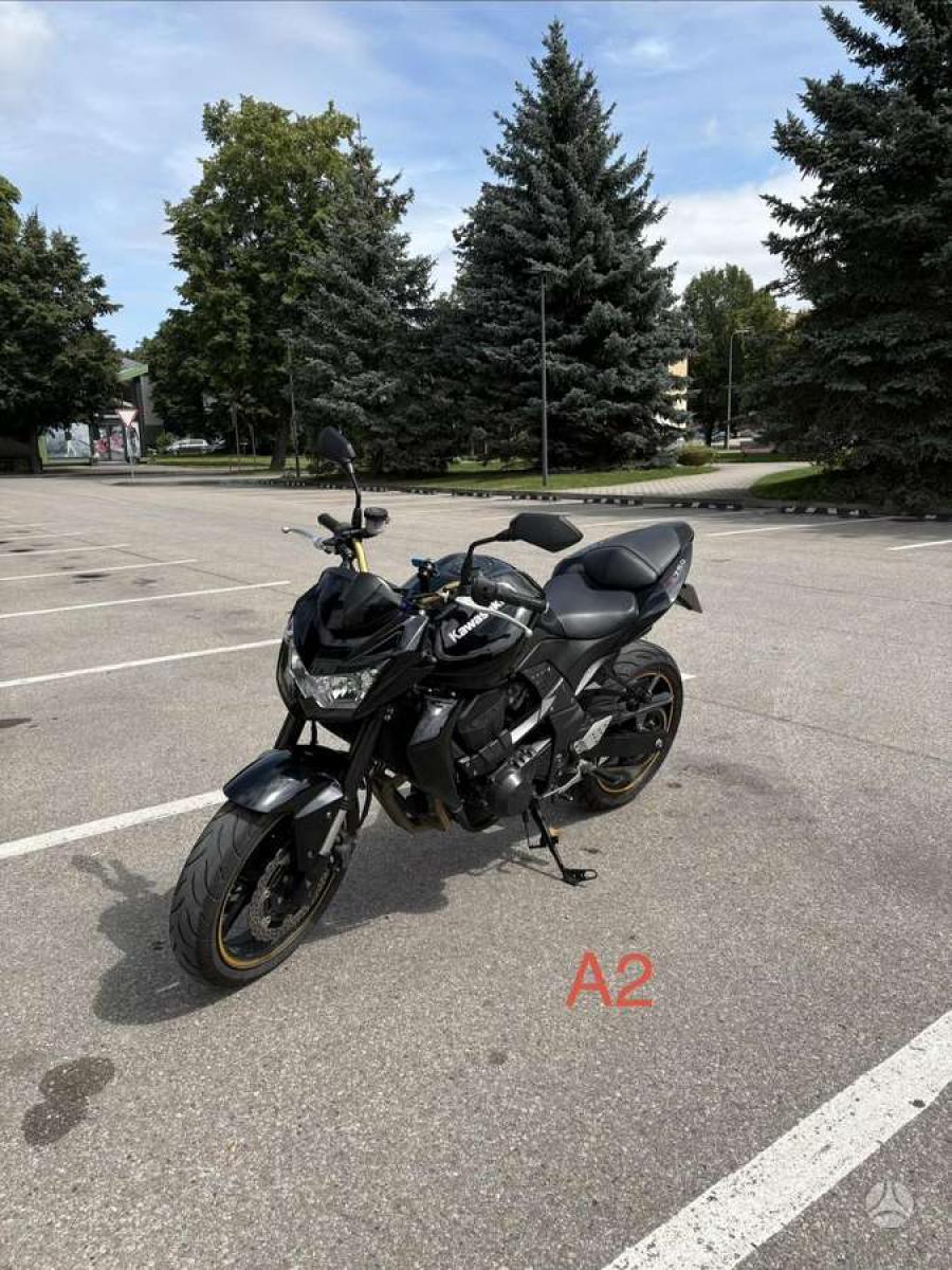 Melns Kawasaki Z 2009 Vilkaviškis, ar dzinēja tilpumu 0.75 L un nobraukumu 20 tūkst. km par 3900 €, foto 1 vietnē AUTOMOTO.COM.LV