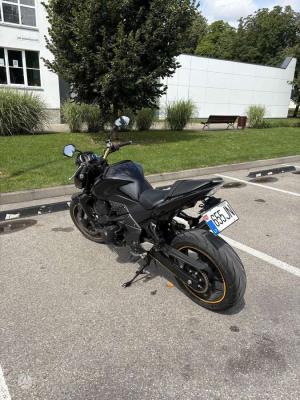 Melns Kawasaki Z 2009 Vilkaviškis, ar dzinēja tilpumu 0.75 L un nobraukumu 20 tūkst. km par 3900 €, foto 5 vietnē AUTOMOTO.COM.LV