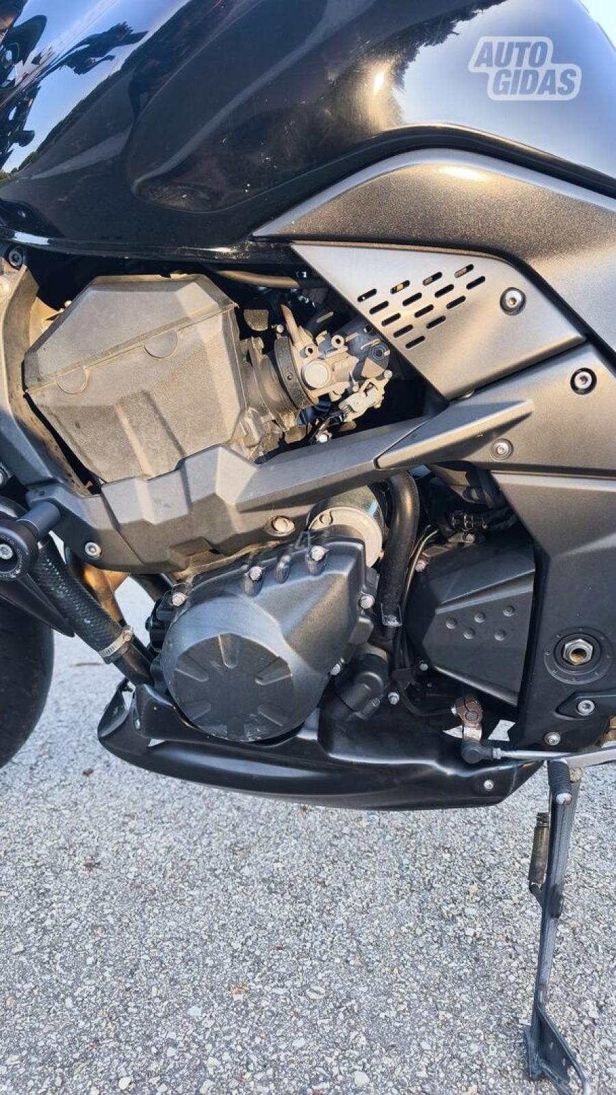Black Kawasaki Z 2009 in Alytus, with an engine capacity of 0.75 L and mileage of 42 thousand km for 3600 €, photo 12 on AUTOMOTO.COM.LV