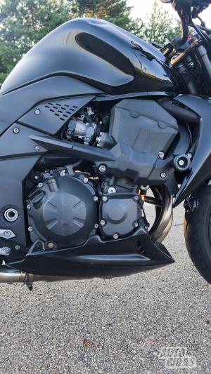 Black Kawasaki Z 2009 in Alytus, with an engine capacity of 0.75 L and mileage of 42 thousand km for 3600 €, photo 13 on AUTOMOTO.COM.LV