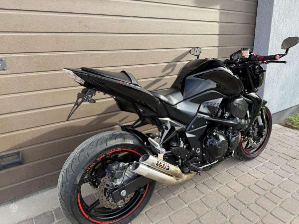 Кавасаки Z 2009 в Вилкавишкис на AUTOMOTO.COM.LV Черный Кавасаки Z 2009 в Вилкавишкис, объемом двигателя 0.75 л и пробегом 39 тыс. км за 3600 €, фото 4 на AUTOMOTO.COM.LV