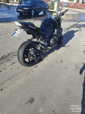 Black Kawasaki Z 2009 in Kaunas, with an engine capacity of 0.75 L and mileage of 38 thousand km for 3300 €, photo 5 on AUTOMOTO.COM.LV