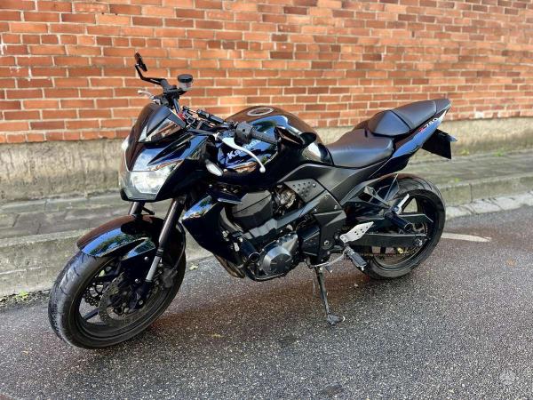 Melns Kawasaki Z 2010 Klaipėda, ar dzinēja tilpumu 0.75 L un nobraukumu 30 tūkst. km par 3500 €, foto 5 vietnē AUTOMOTO.COM.LV