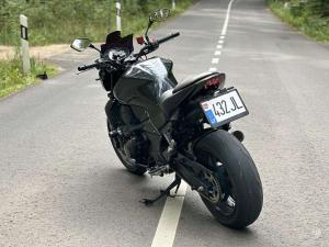 Melns Kawasaki Z 2010 Viļņa, ar dzinēja tilpumu 0.75 L un nobraukumu 46 tūkst. km par 3750 €, foto 4 vietnē AUTOMOTO.COM.LV