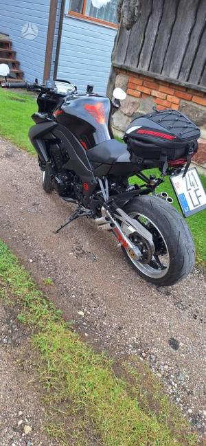 Black Kawasaki Z 2010 in Mazeikiai, with an engine capacity of 1.00 L and mileage of 48 thousand km for 4800 €, photo 5 on AUTOMOTO.COM.LV
