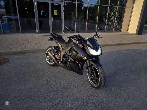 Melns Kawasaki Z 2011 Alīta, ar dzinēja tilpumu 1.00 L un nobraukumu 29 tūkst. km par 4700 €, foto 1 vietnē AUTOMOTO.COM.LV