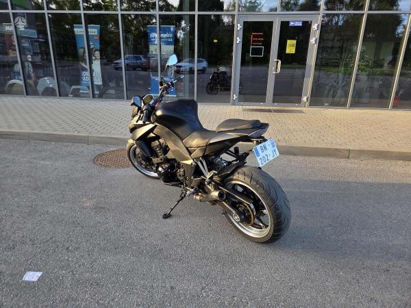 Melns Kawasaki Z 2011 Alīta, ar dzinēja tilpumu 1.00 L un nobraukumu 29 tūkst. km par 4700 €, foto 3 vietnē AUTOMOTO.COM.LV