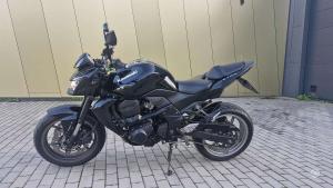 Black Kawasaki Z 2011 in Kaunas, with an engine capacity of 0.75 L and mileage of 34 thousand km for 3499 €, photo 12 on AUTOMOTO.COM.LV