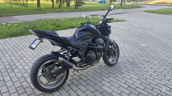 Black Kawasaki Z 2011 in Kaunas, with an engine capacity of 0.75 L and mileage of 34 thousand km for 3499 €, photo 2 on AUTOMOTO.COM.LV