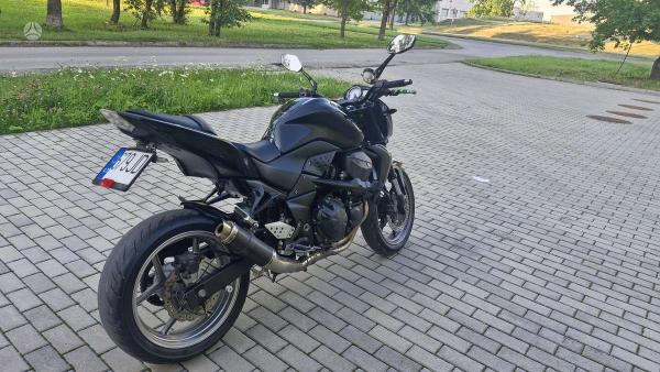 Black Kawasaki Z 2011 in Kaunas, with an engine capacity of 0.75 L and mileage of 34 thousand km for 3499 €, photo 4 on AUTOMOTO.COM.LV