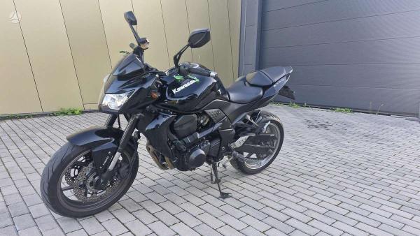 Black Kawasaki Z 2011 in Kaunas, with an engine capacity of 0.75 L and mileage of 34 thousand km for 3499 €, photo 7 on AUTOMOTO.COM.LV